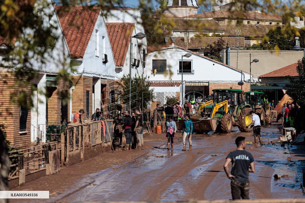 Spain Disaster Death Toll Reaches 214 - Valencia | Imagelinkglobal ILG ...